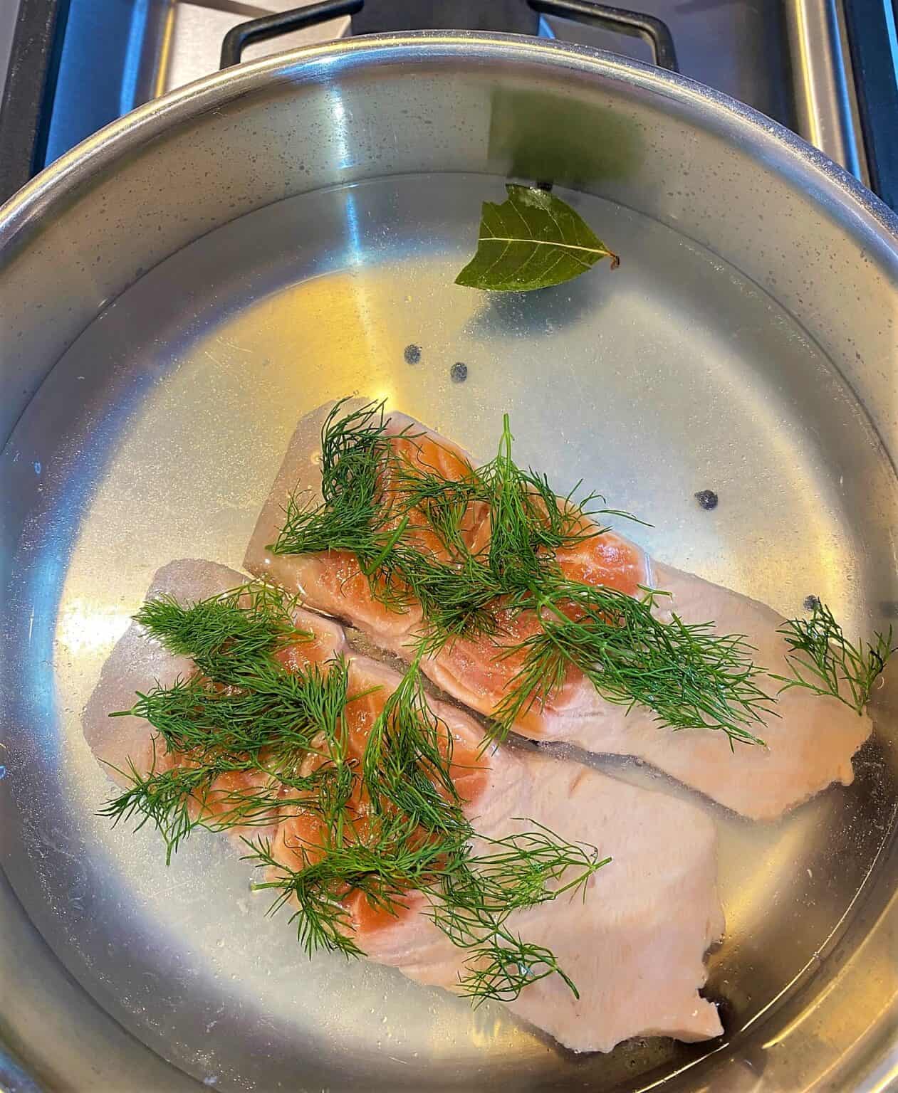 Poached salmon fillets with dill and lemon 🐟 – Food Hall by Jani