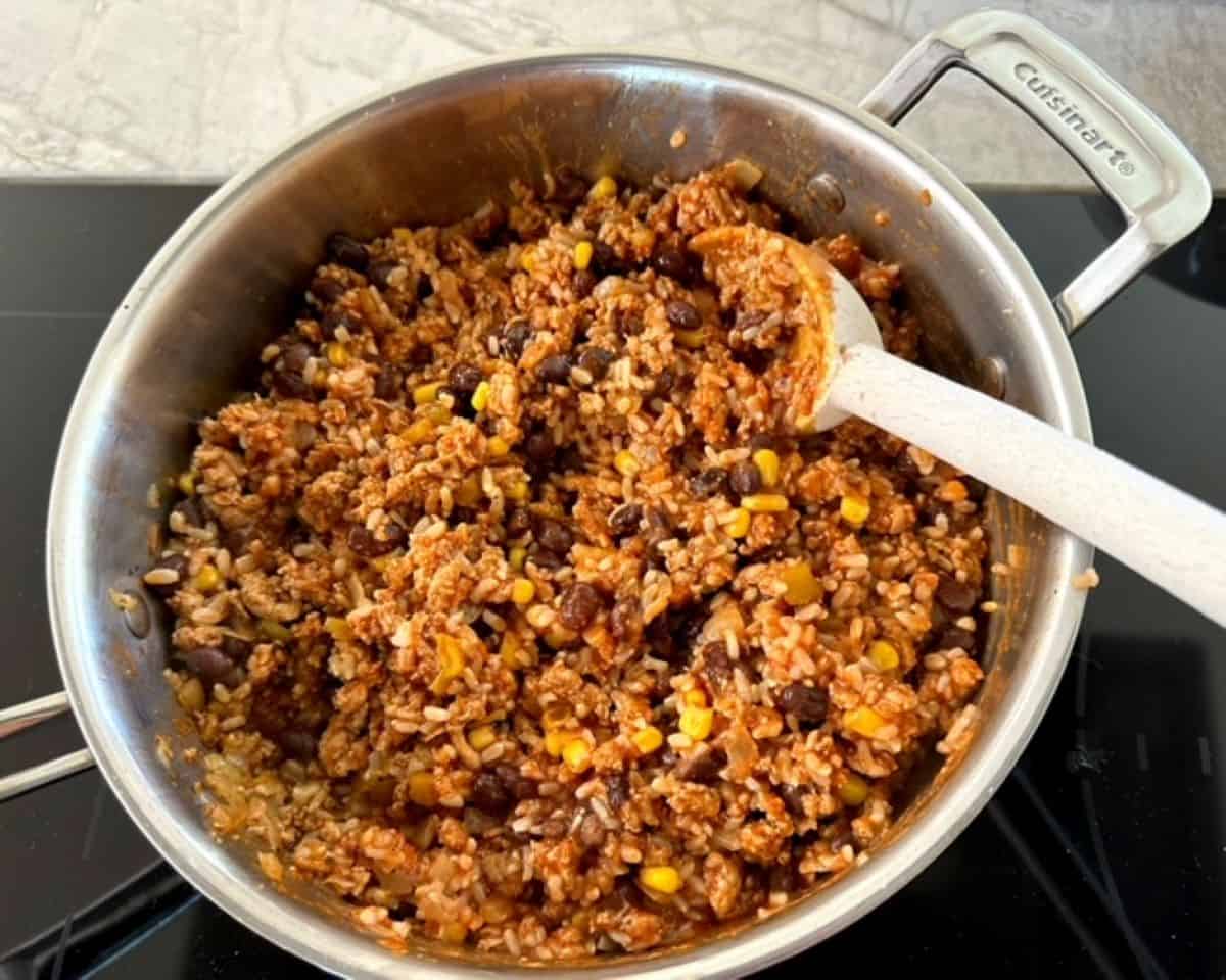 Beyond the Shell: Bell Pepper Boats with Taco Stuffing – Food Hall by Jani